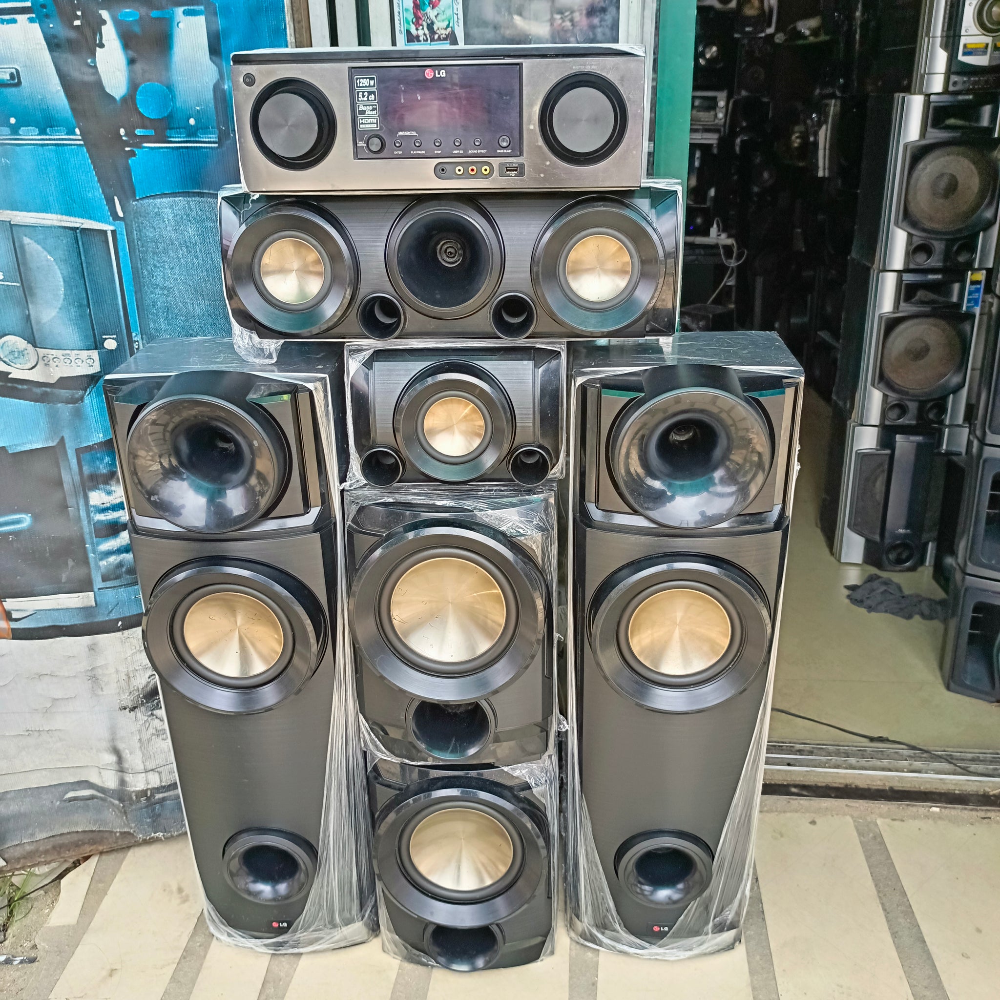 LG ARX8500 5.2Ch 1600W High Power Bluetooth AV Receiver (Amplifier ...