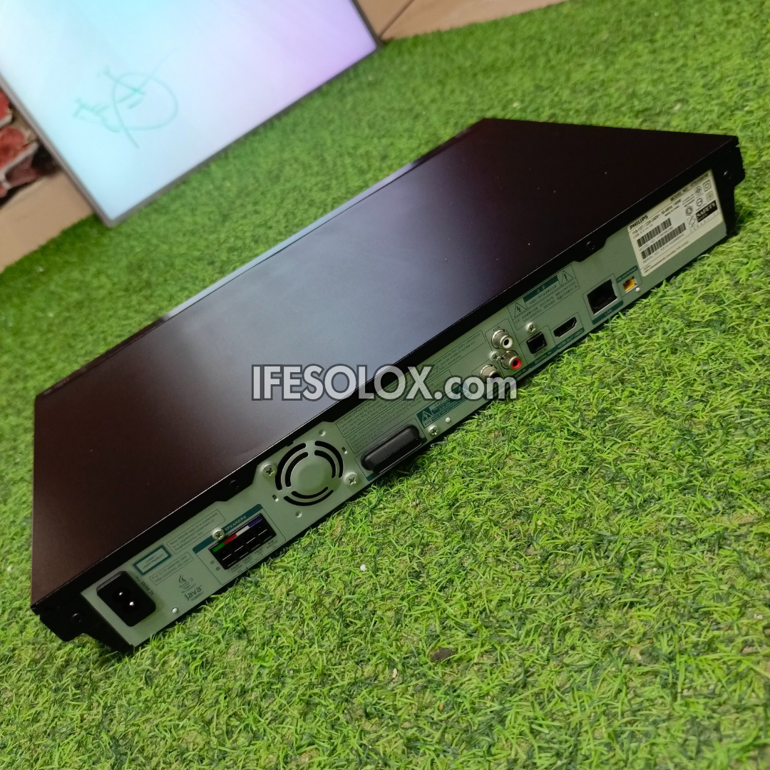 Philips HTB5580 3.1Ch 1000Watts Bluray 3D DVD Home Theater Machine Hea ...