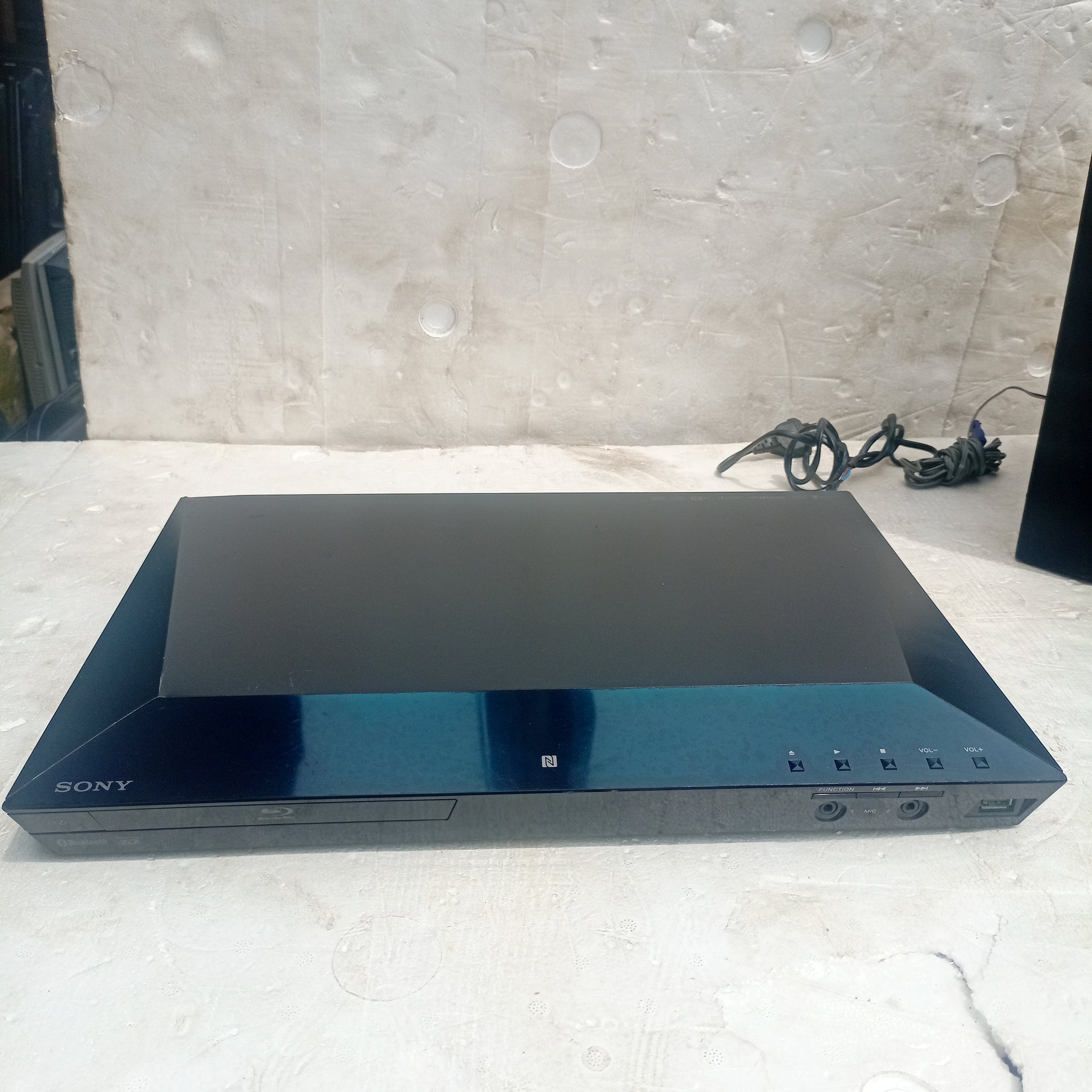 Sony BDV-E2100 5.1Ch 1000 Watts Bluetooth Smart 3D Blu-ray DVD Home Th – IFESOLOX