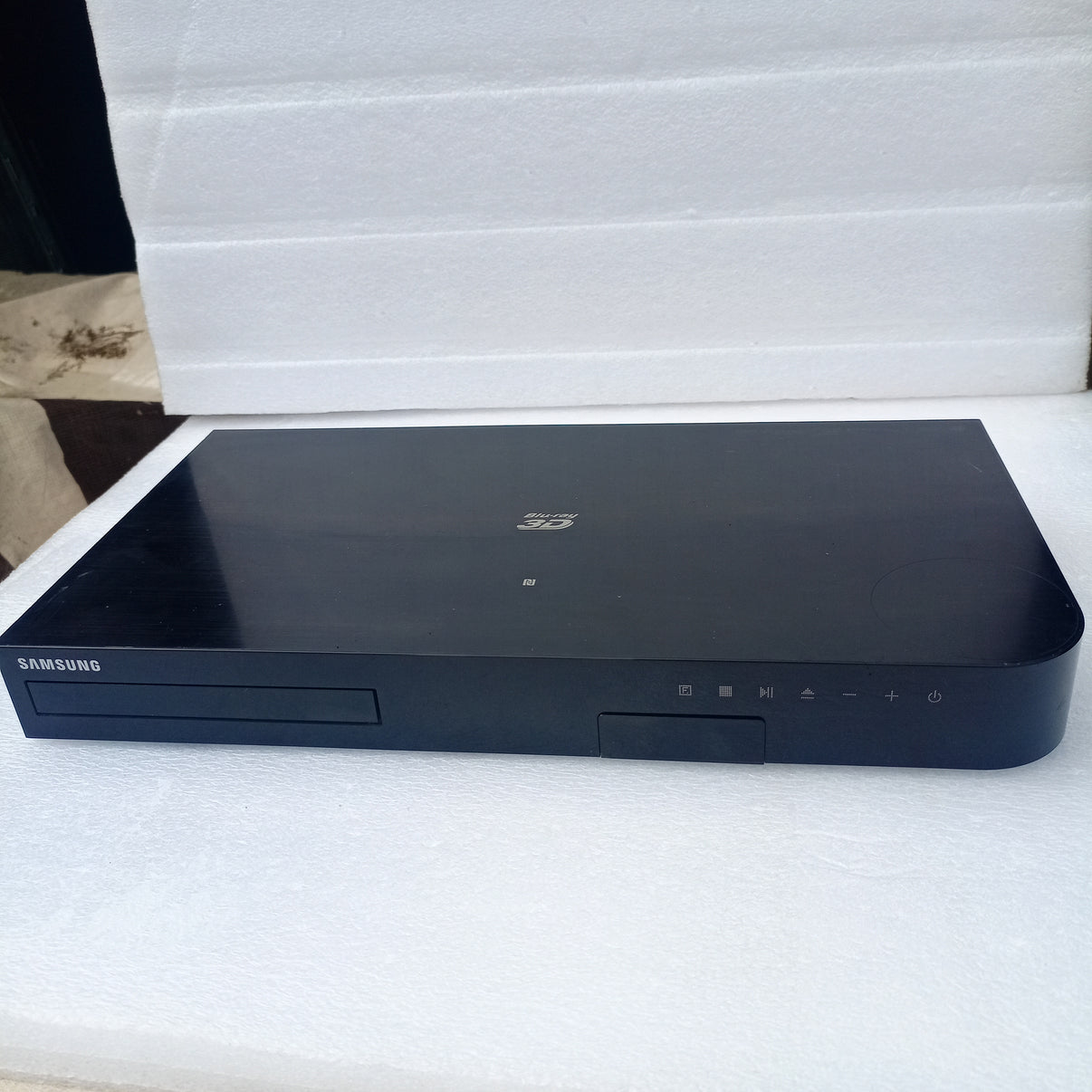 Samsung HT-H5500 5.1Ch 1000watts Bluetooth Blu-ray 3D Smart DVD Home T ...