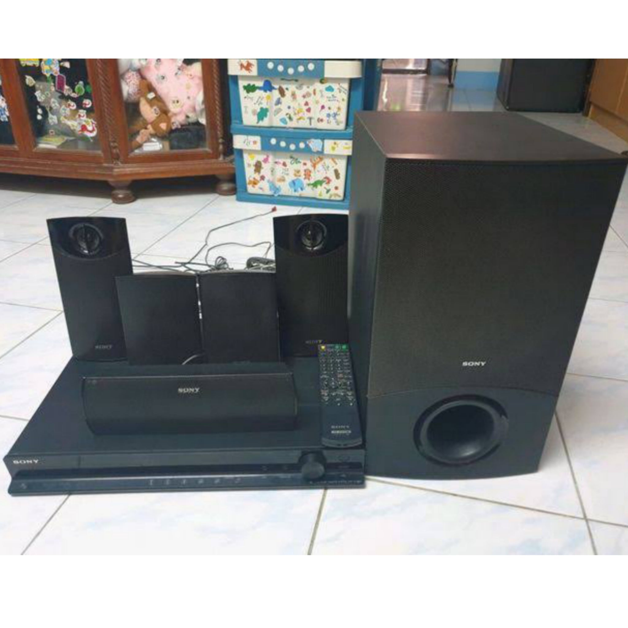 Sony DAV-DZ340K 5.1Ch 1000 watts DVD Home Theater System - London Used ...
